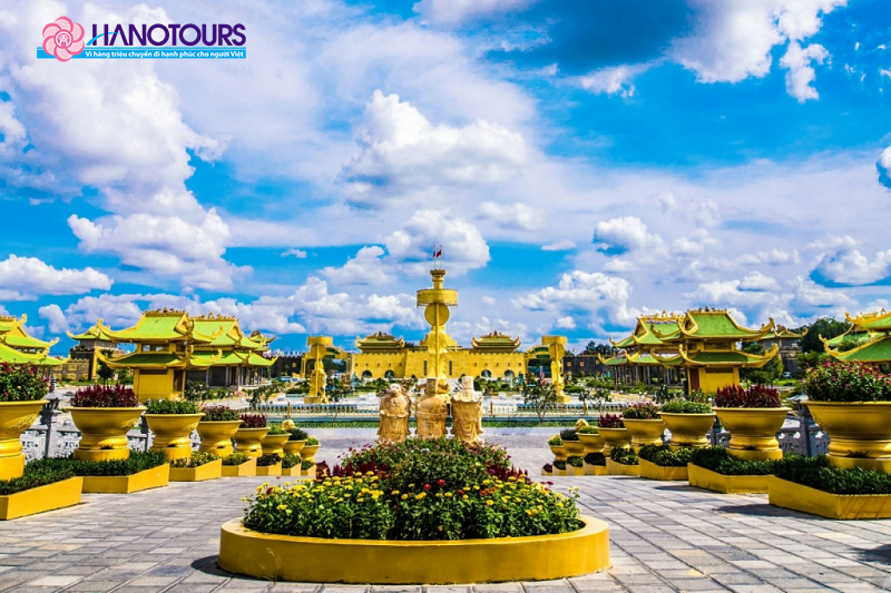 Hanotours cung cấp dịch vụ tour du lịch, dịch vụ làm visa trọn gói